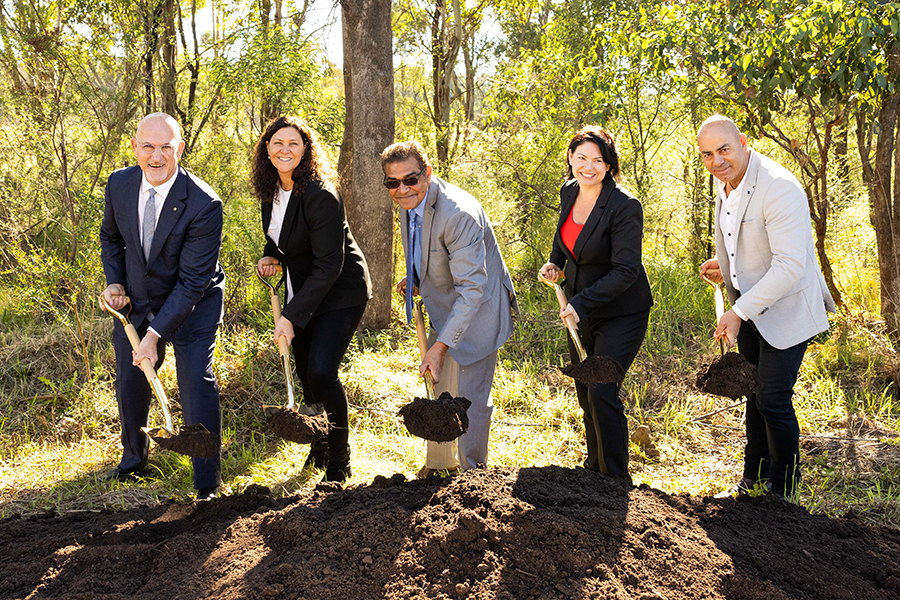 Western Sydney’s first outlet retail destination has commenced ...